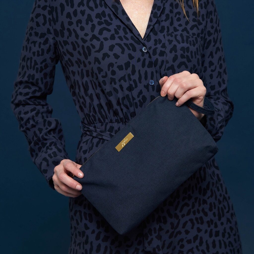 7 Best JuJuBe Diaper Bags To Help You Get Organized As A Singaporean Mother
