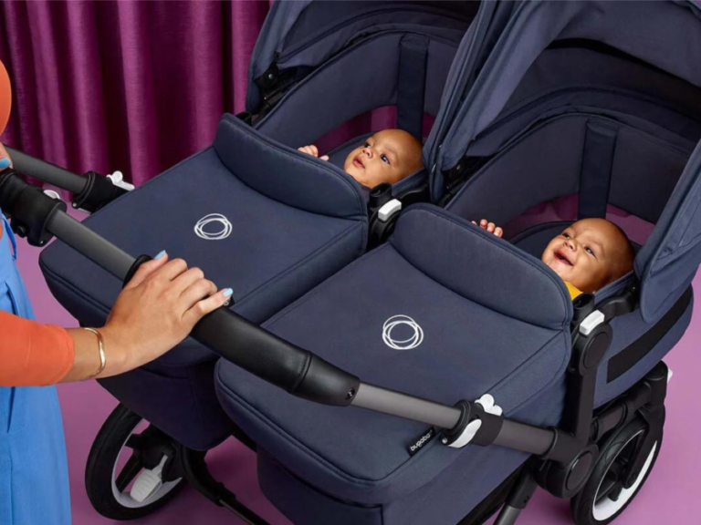 6 Rekomendasi Stroller Bayi Kembar, Praktis Digunakan!